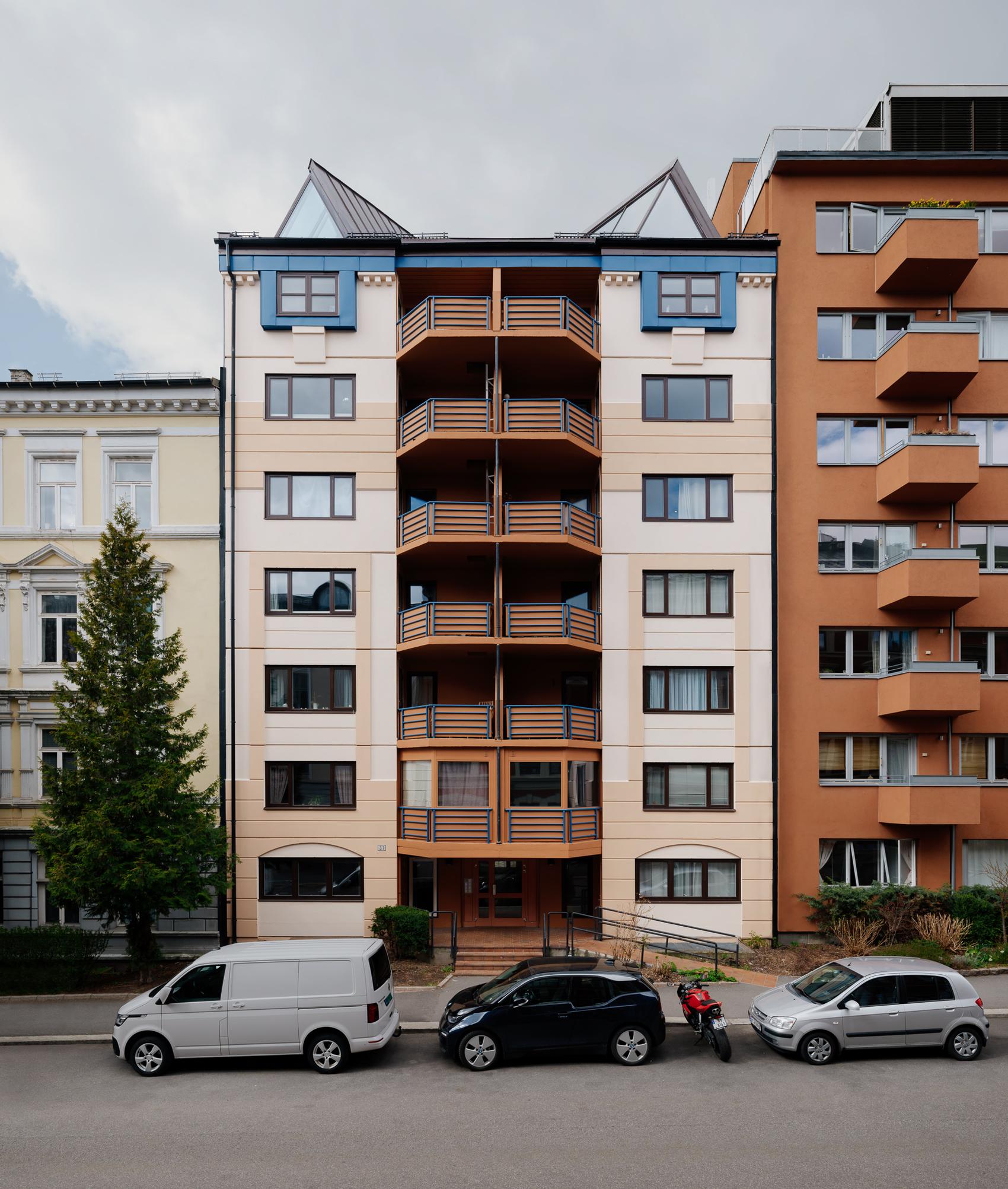 Fargekonsept fasade og oppgang: Huitfeldts gate 31 | KOI